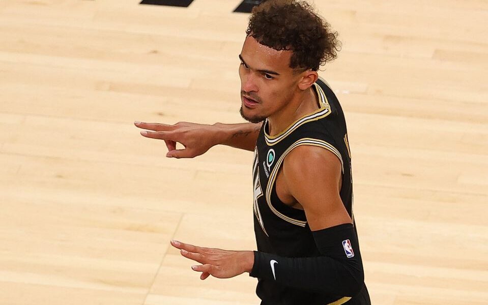 NBA: Trae Young dedica una tripla a Kobe - NBARELIGION.COM