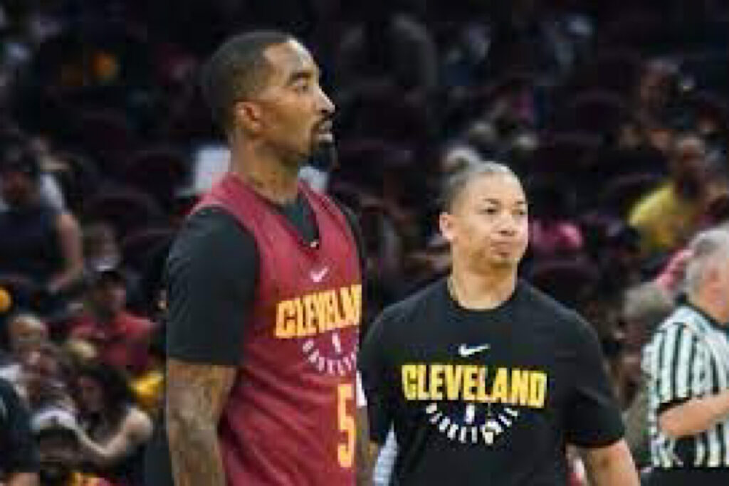Tyronn Lue racconta come ha motivato i Cavaliers dopo Gara 5 NBA Finals ...