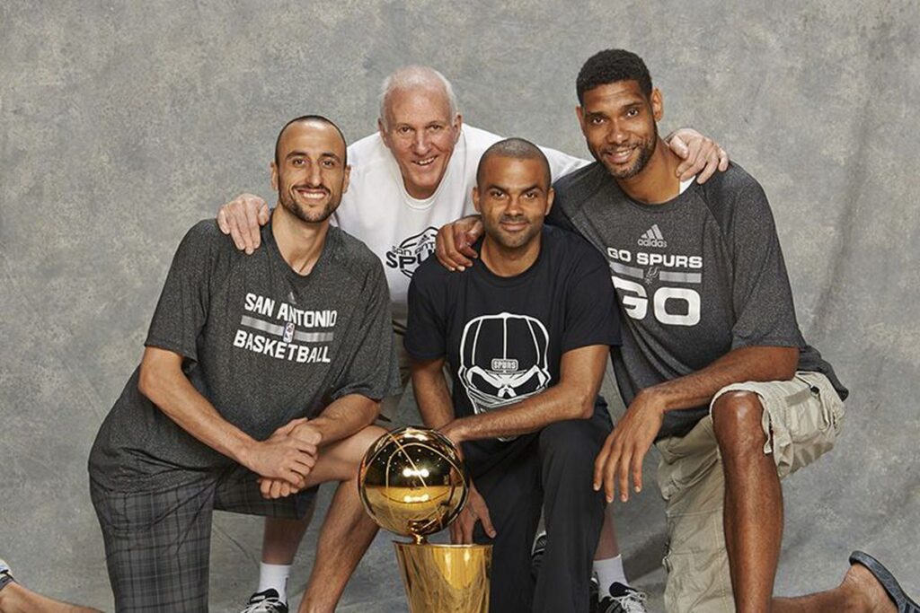 Hall of Fame 2023: alla cerimonia Popovich sarà accompagnato dal trio ...
